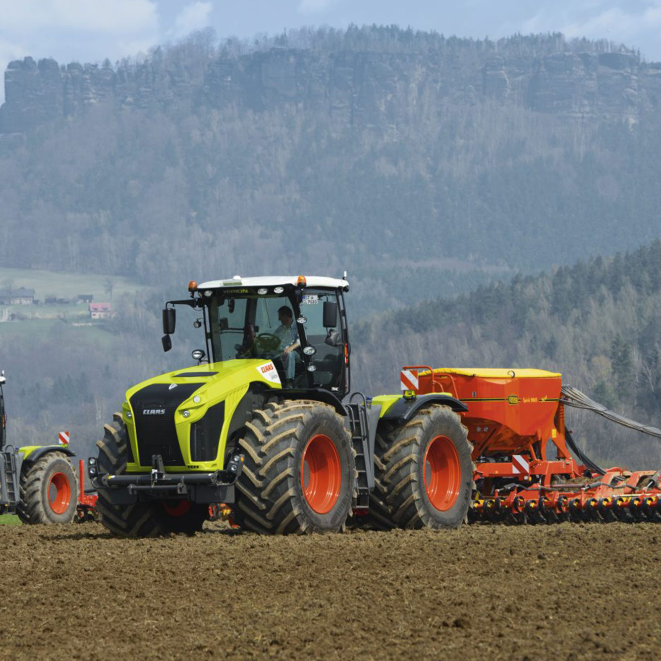 Tractoare Claas XERION 5000-4000